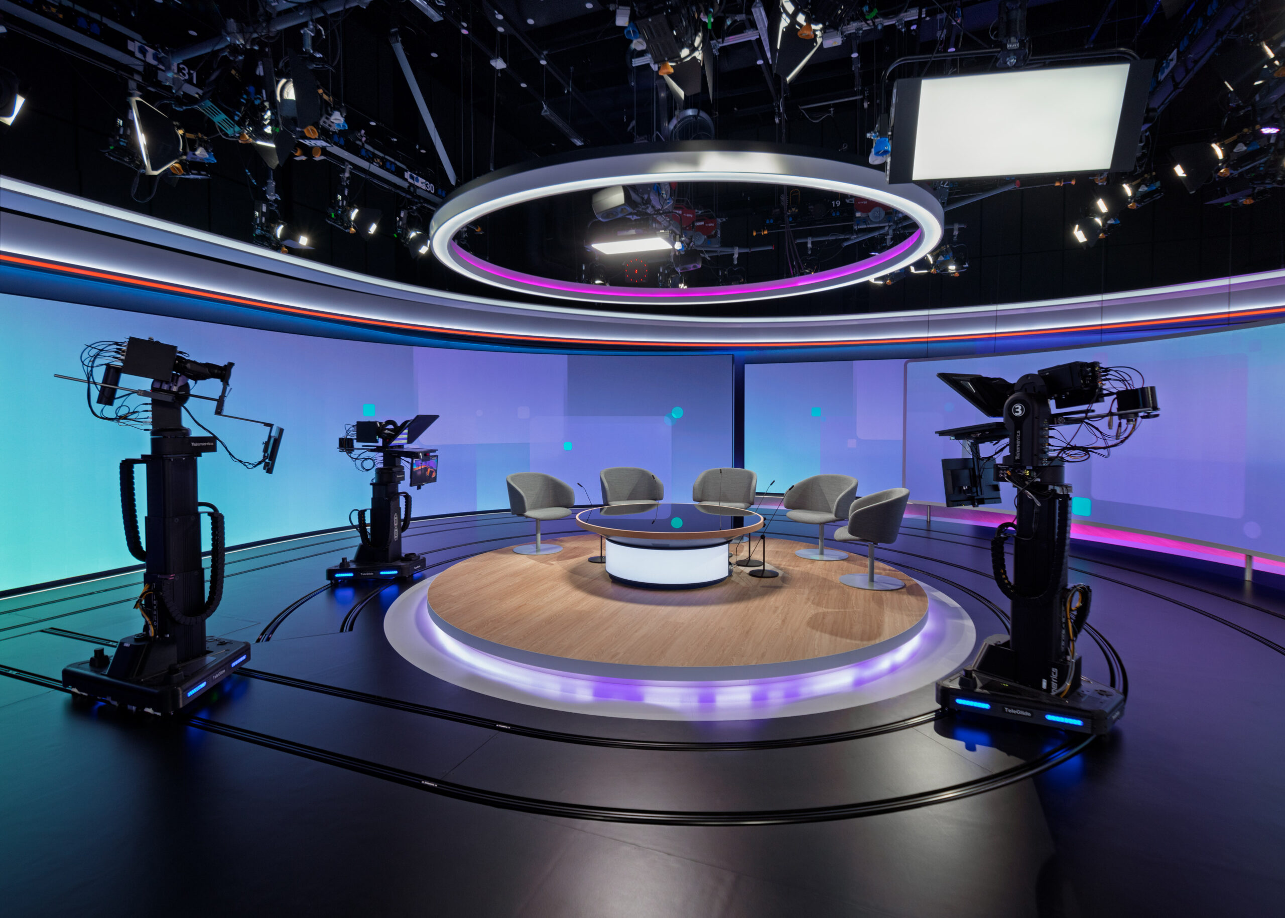 Yle’s New News Studios Are a Celebration of Modern Technology and ...